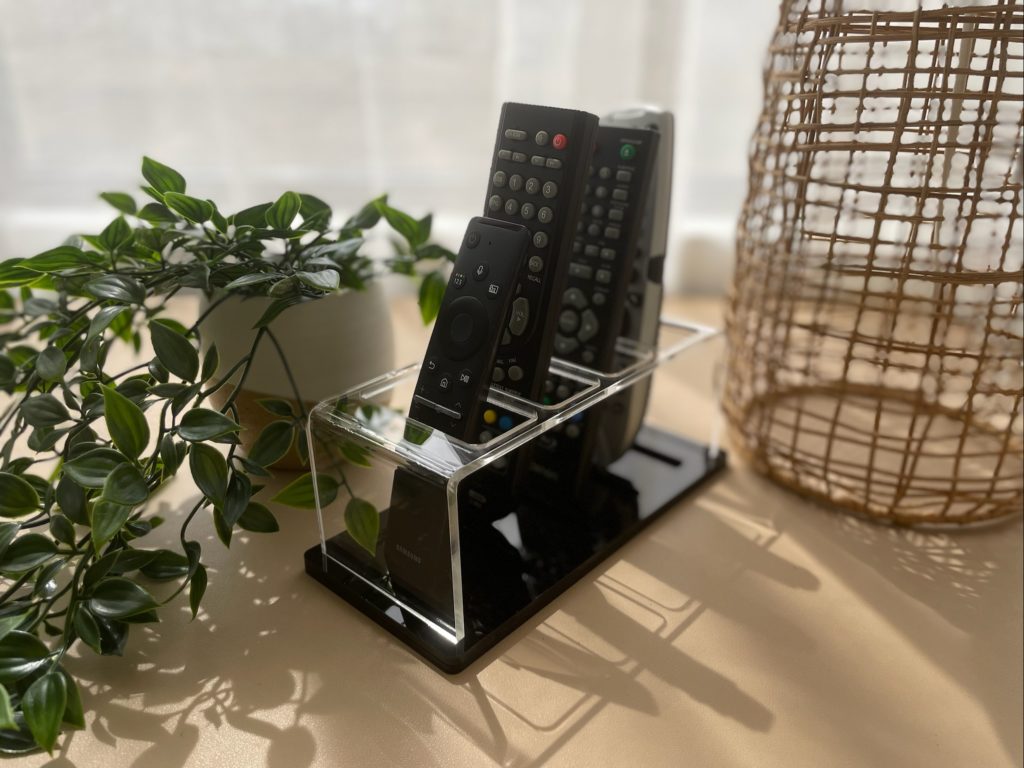 Engraved Remote Rack - Customized Chic